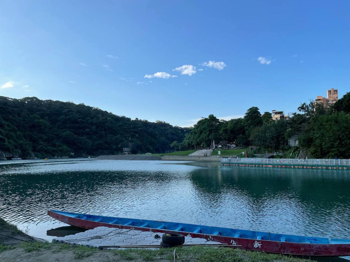 碧潭水域游泳運動導覽（註：陸上活動） – T.H. Schee